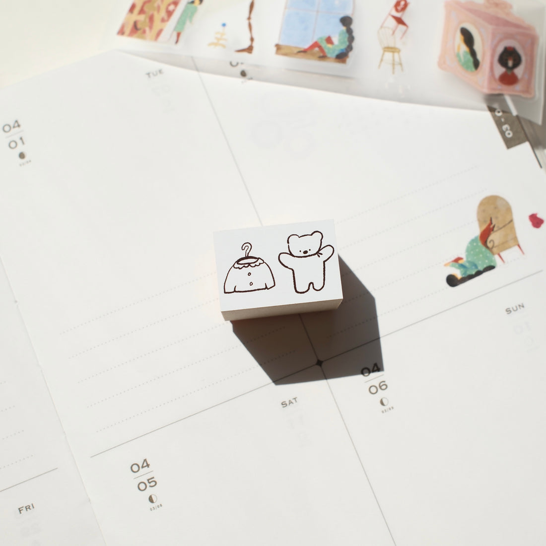 ranmyu Rubber Stamp - Kuma Changing Clothes – Pinky Elephant